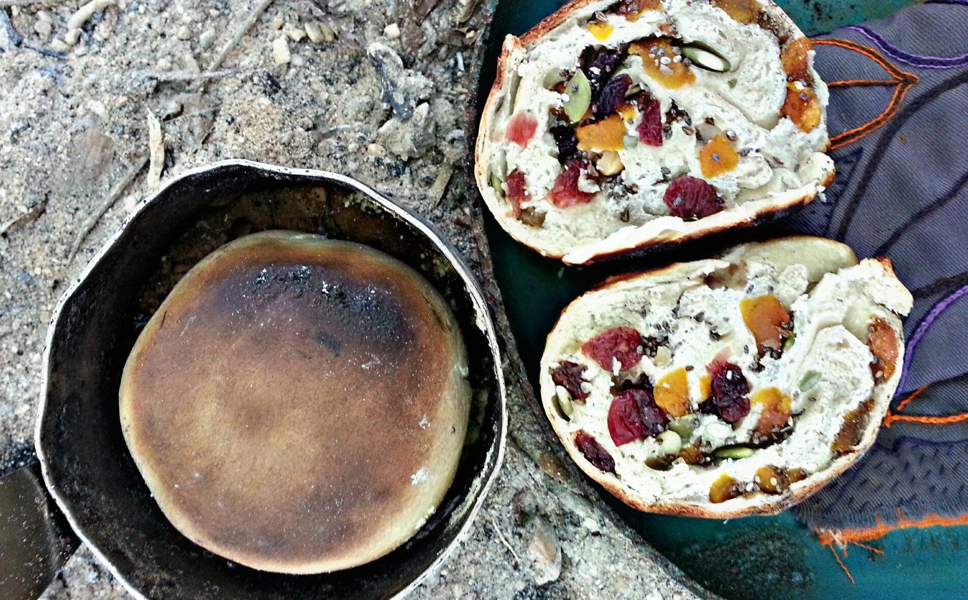 Baking bread in camp – Cycling Cindy